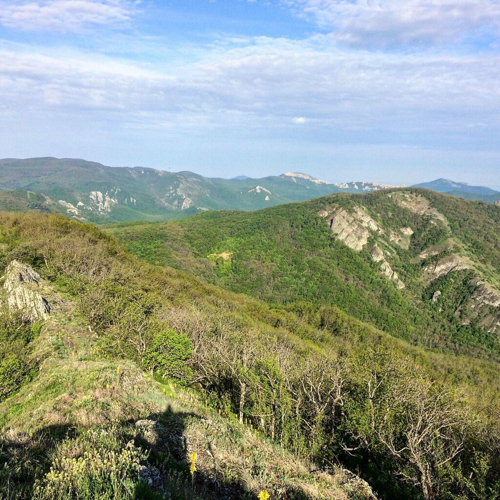 Dağ zirvesi Гора Апалы 678 метров, Kırım Cumhuriyeti, foto