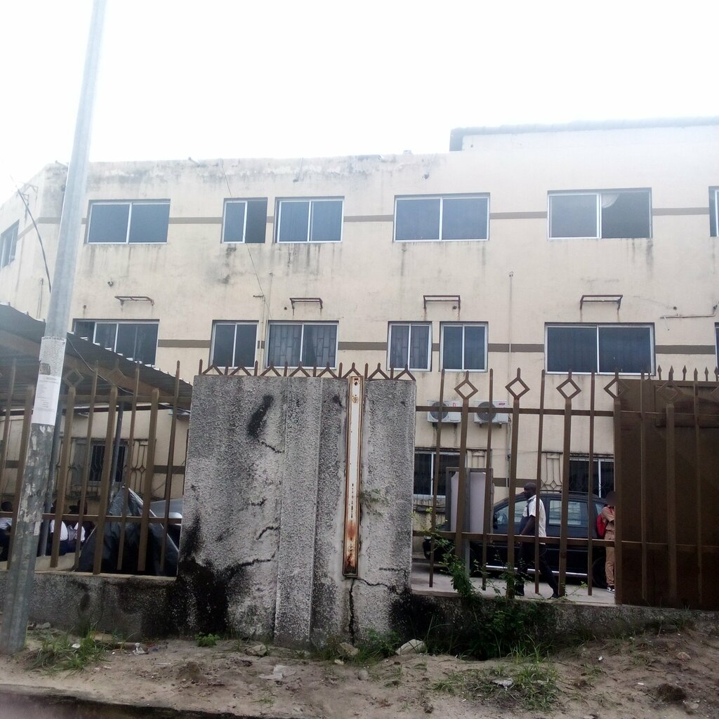 Yüksekokul Abidjan Graduate School of Business Studies, Abican, foto
