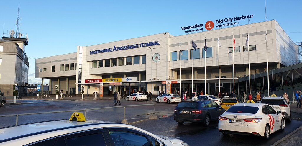 Deniz ve nehir iskeleleri Terminal A, Tallin, foto