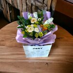 Jory Flowers & Sweets (Mirdif Mall, Mirdif, Mushraif, Dubai), çiçekçiler  Dubai'den