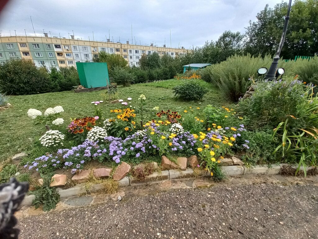 Ortodoks kiliseleri Церковь Воскресения Христова, Birusinsk, foto