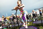 Джампинг (Naberezhnaya Street No:1А/1), fitness kulüpleri  Kirovsk'tan