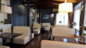 Pivnoy dom (Yuryevskaya ulitsa No:4), restoran  Plios'tan