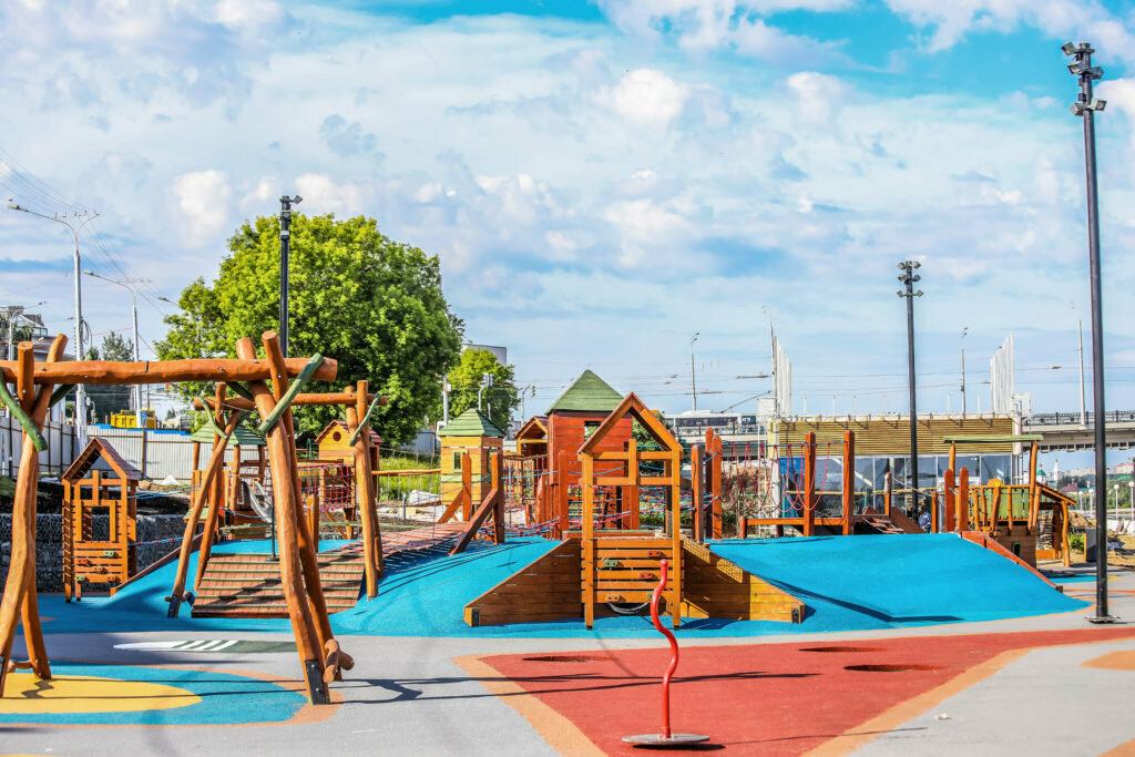 Çocuk oyun ekipmanları Robinia Bohemia, Kazan, foto