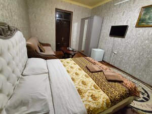 Korona (Imama Shamilya Avenue No:176, Makhachkala), otel  Makhachkala'dan