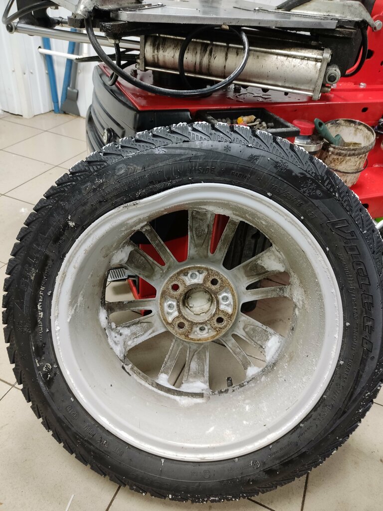 Oto lastik tamiri Bullet service, Novokuybyşevsk, foto
