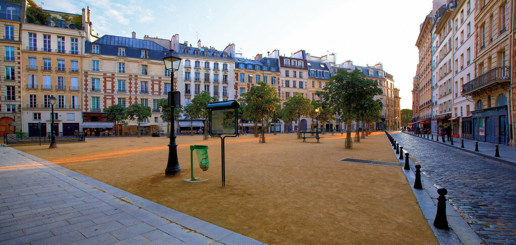 Kültür ve eğlence parkları Square de la Place-Dauphine, Paris, foto