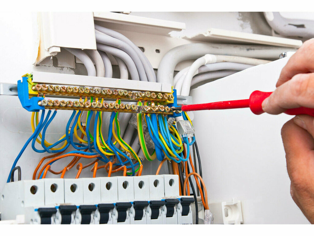 Elektrik servisi Electrical work, weak point, smart home system in Crimea, Kırım Cumhuriyeti, foto