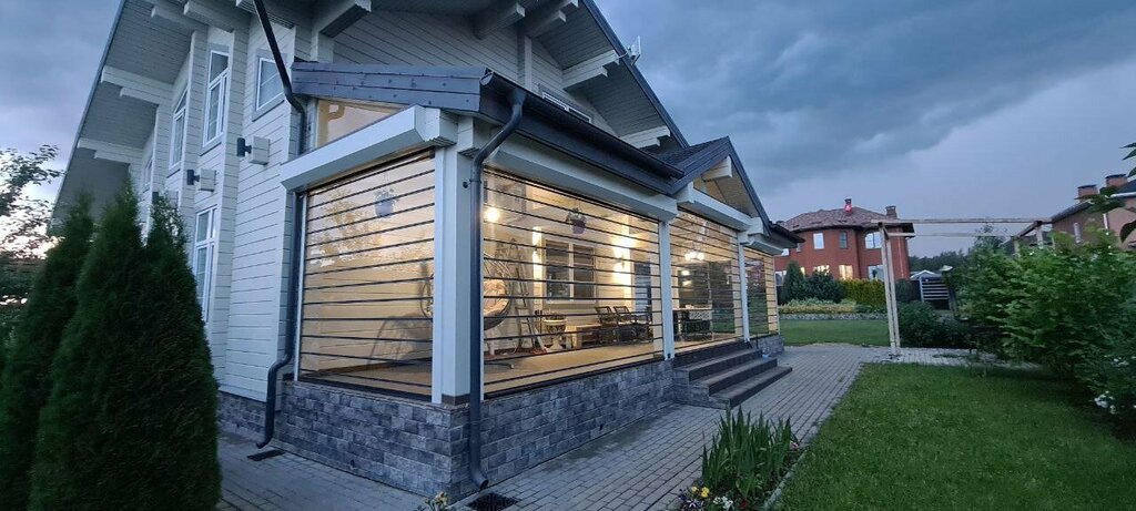 Yarı saydam yapılar Prozrachnaya Zashchita, Dolgoprudny, foto