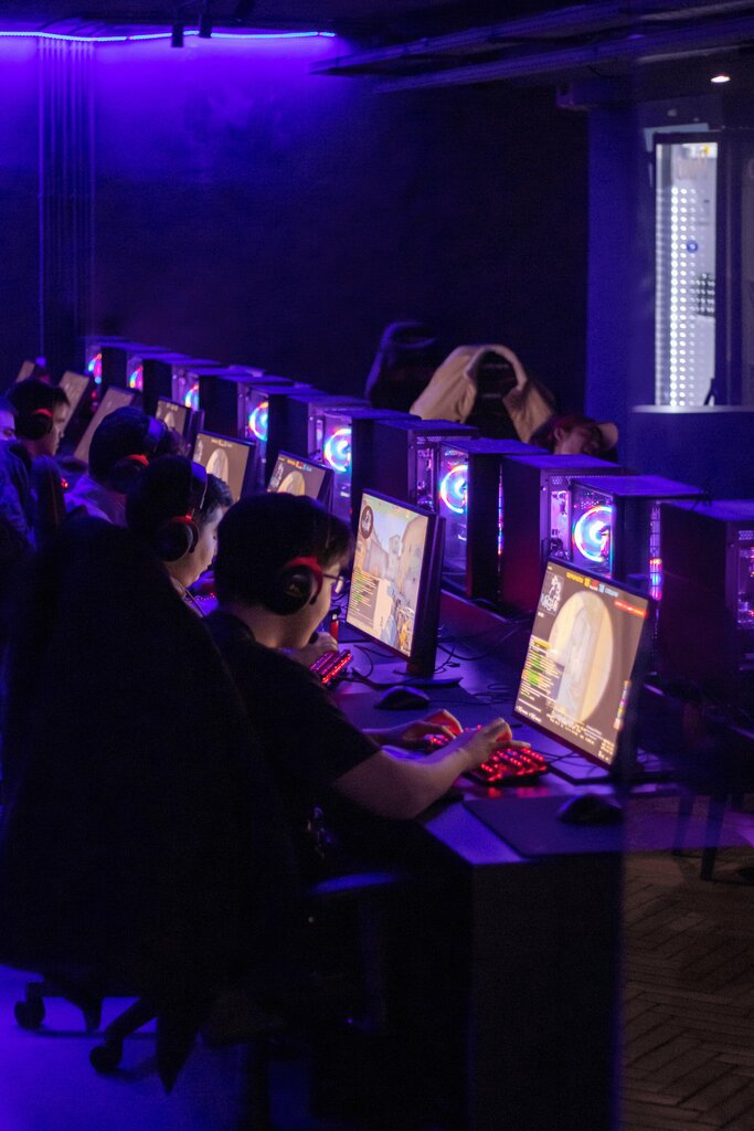 Bilgisayar kulübü Bro, Almatı, foto