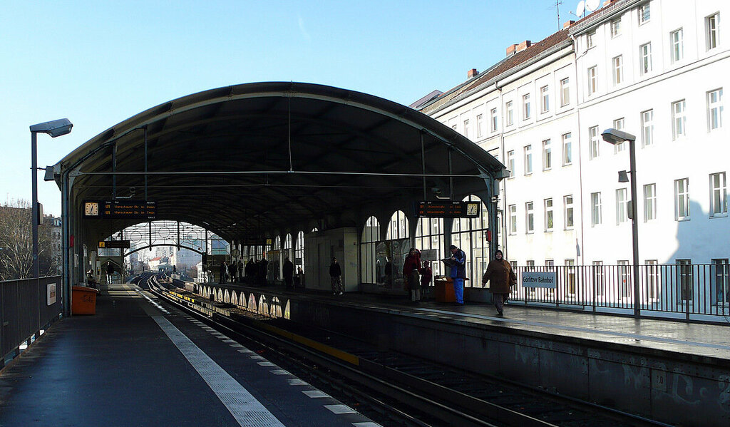 Metro istasyonu Görlitzer Bahnhof, Berlin, foto