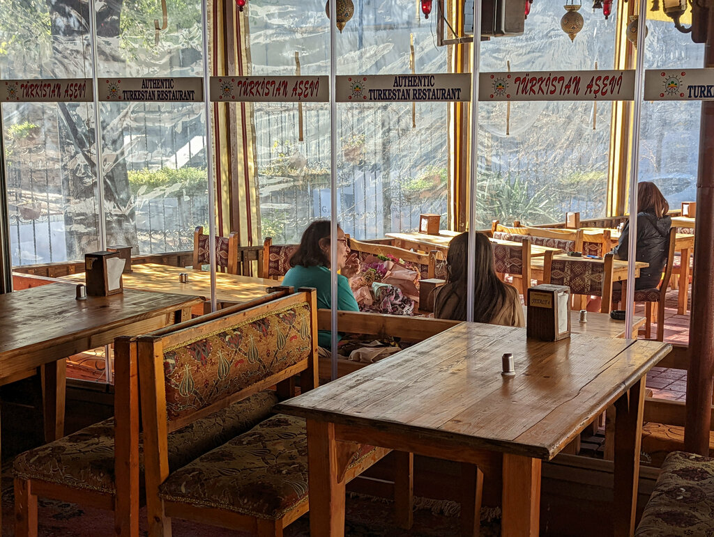 Restoran Türkistan Aşevi, İstanbul, foto