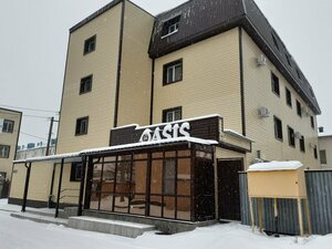 Oazis Konukevi (5 Aprelá kóshesi No:79/1), otel  Kostanay'dan