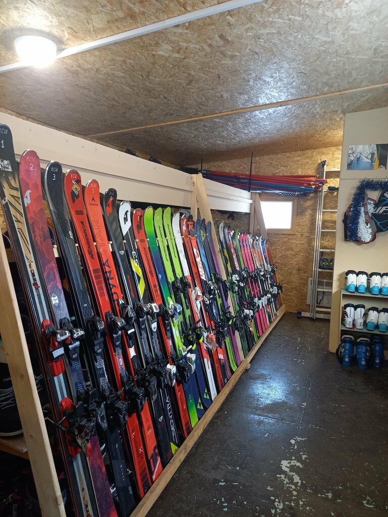 Kayak merkezleri СТК Гора Солнечная, Kaltan, foto