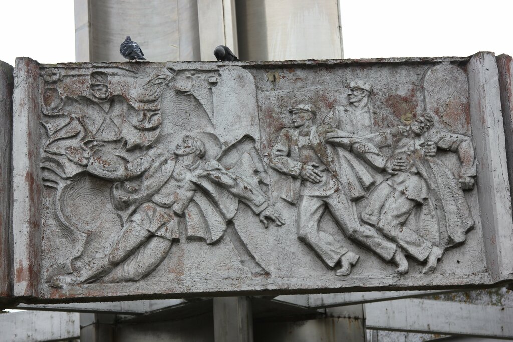 Anıt, heykel Борцам двух революций, Kolomna, foto