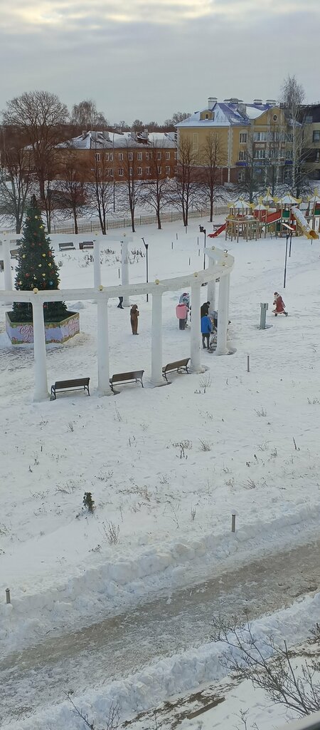 Kültür ve eğlence parkları Siyaniye Square, Kozmodemyansk, foto