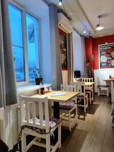 Hot pelmen (40 Let Pobedy Street No:144), kafe  Izhevsk'ten