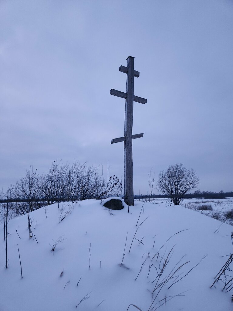 Anıt, heykel Снесенный храм, Tataristan, foto