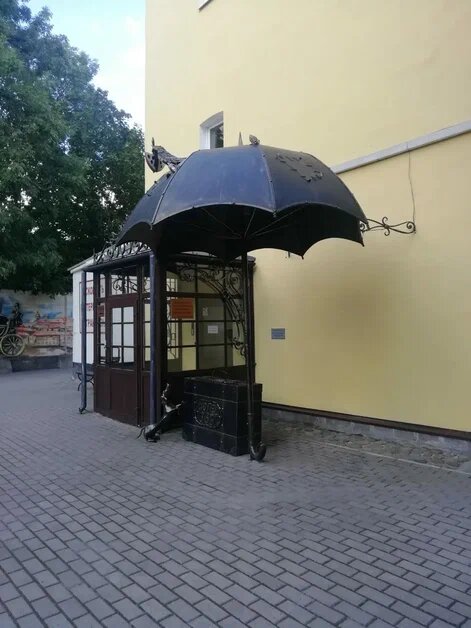 Park, sokak heykeli Ворона и Лиса, Saint‑Petersburg, foto