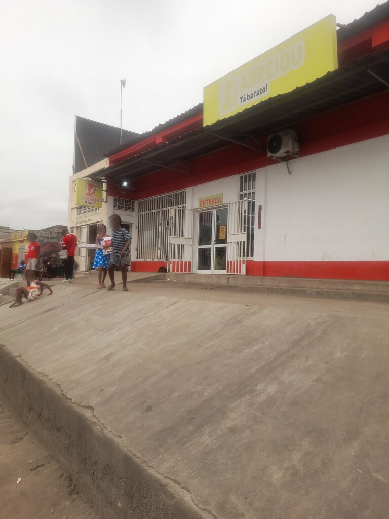 Süpermarket Arreiou Mabor, Loanda, foto