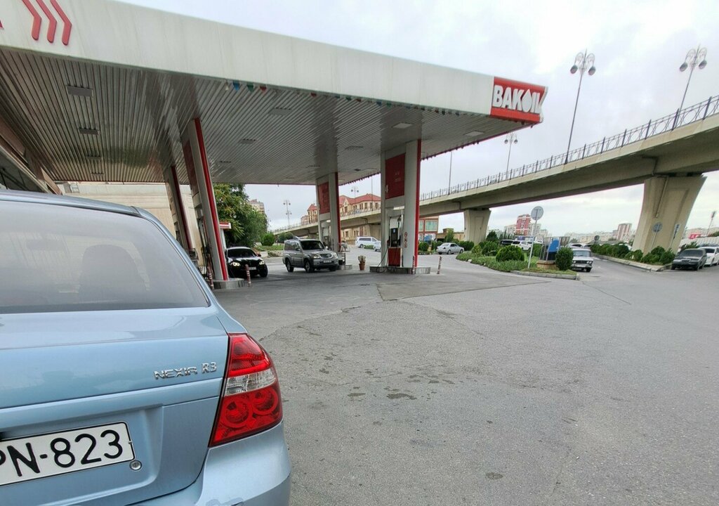 Benzin istasyonu Petrol Station Bakoyl, Bakü, foto