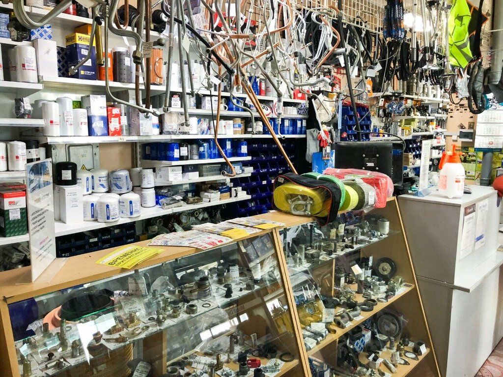 Otomobil yedek parçaları Soyuz Zapchasti, Yekaterinburg, foto
