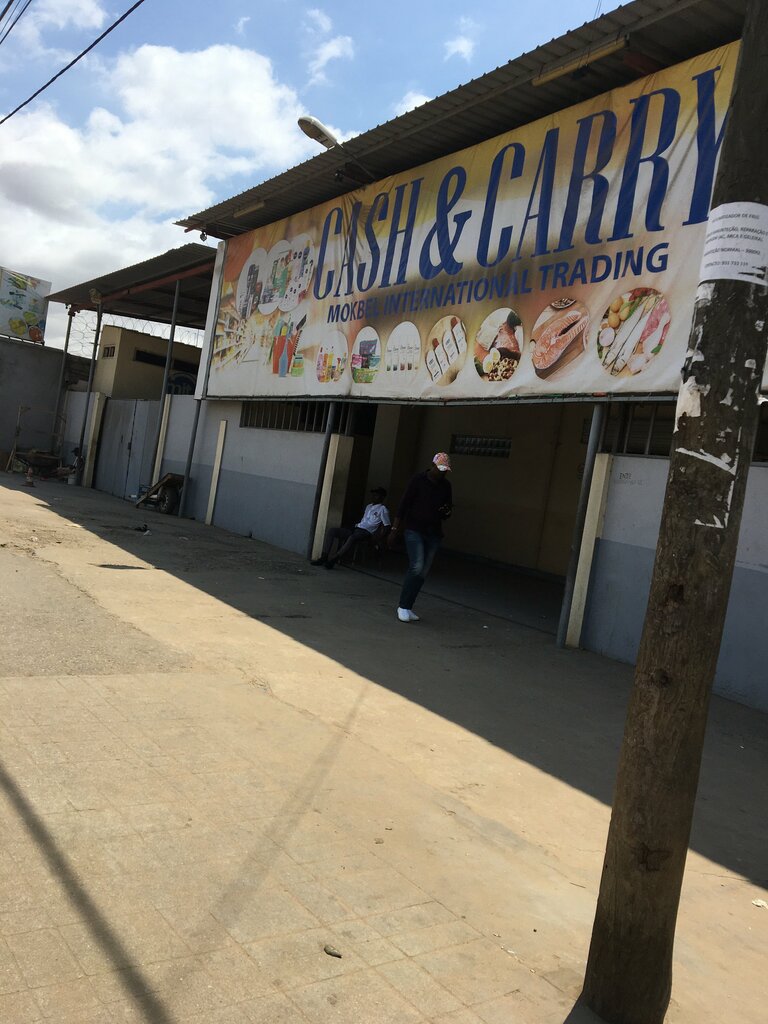 Süpermarket Mokbel International Trading, Loanda, foto