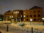 УТТ НГДУ Сургутнефть (Khanty-Mansi Autonomous Area, Surgutskiy rayon, selskoye poseleniye Solnechny, territoriya Zapadno-Surgutskoye mestorozhdeniye, 1), otopark ve tamirhaneler  Hantı‑Mansi Özerk Okrugu'ndan