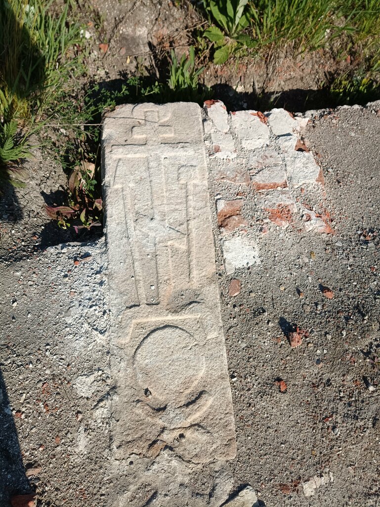 Unutulmaz olayların yeri Руины Покровского монастыря, Dankov, foto