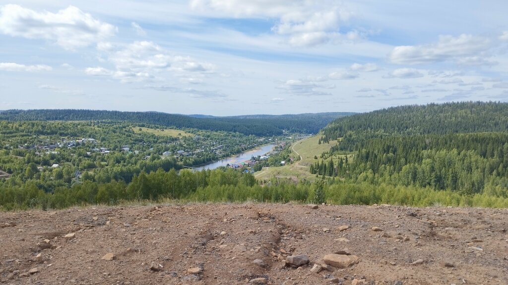 Dağ zirvesi Террикон шахты Усьва-3, Permski krayı, foto