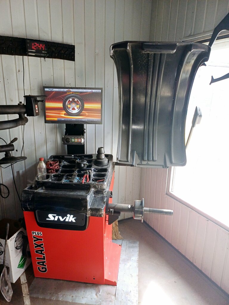 Oto lastik tamiri Alfashinamontazh, Minsk, foto