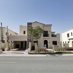 Mj Bay Real Estate (42, Burj Khalifa Street, Zaabeel, Dubai), ticari gayrimenkul alım satımı