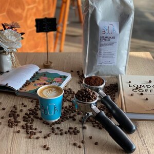 Blue Cup Cafe (214, 160 Street, Al Jurf 2, Mid Sector, Ajman), kahve dükkanları  Ayman'dan