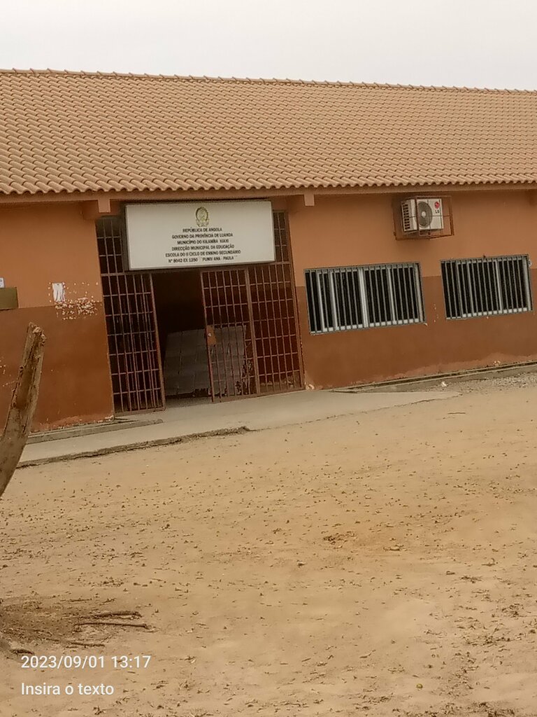 Ortaokul Escola Ana Paula, Loanda, foto