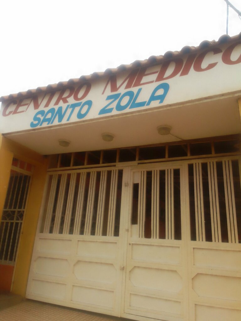Tıp merkezleri ve klinikler Centro Médico Santo Zola, Loanda, foto