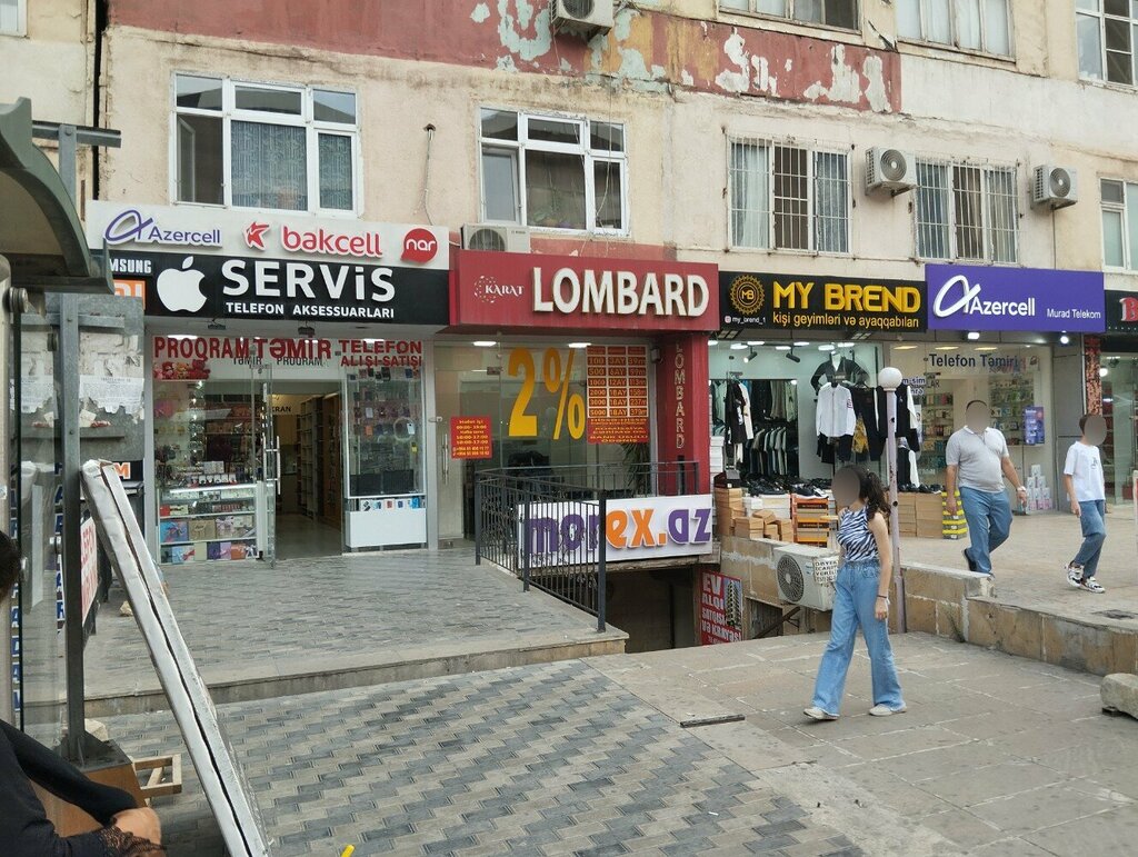 Rehincilik Lombard, Bakü, foto