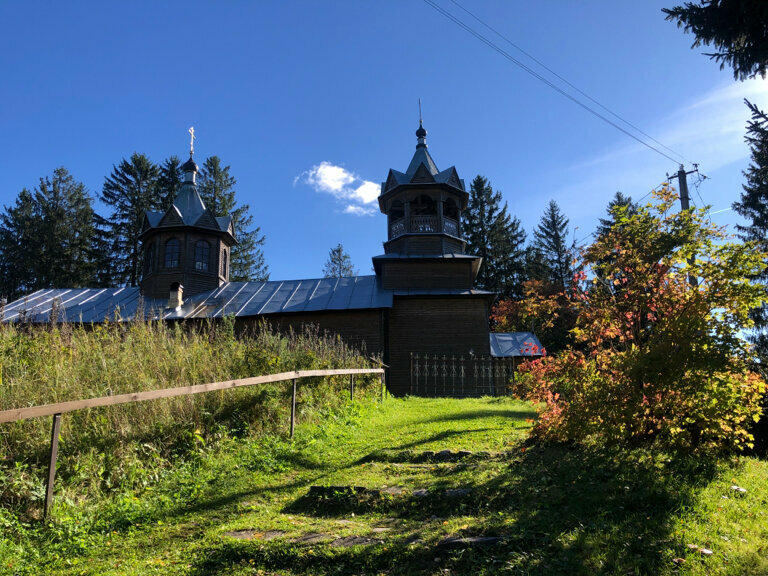 Ortodoks kiliseleri Церковь Успения Пресвятой Богородицы, Novgorodskaya oblastı, foto