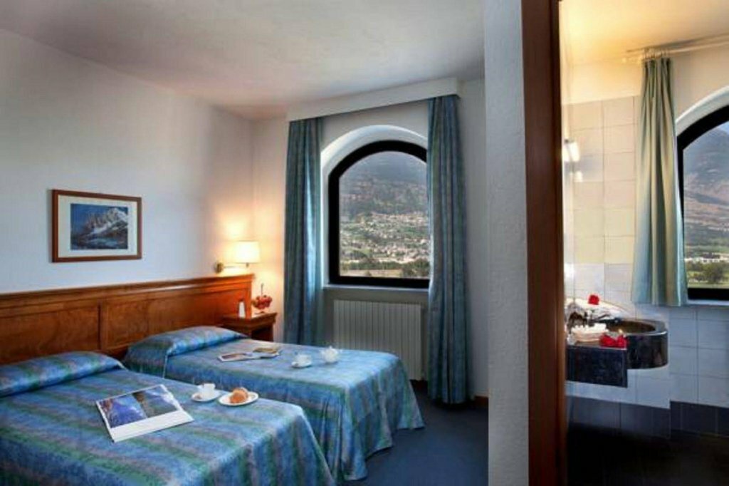 Otel Hotel Diana Jardin et SPA, Aosta Vadisi, foto