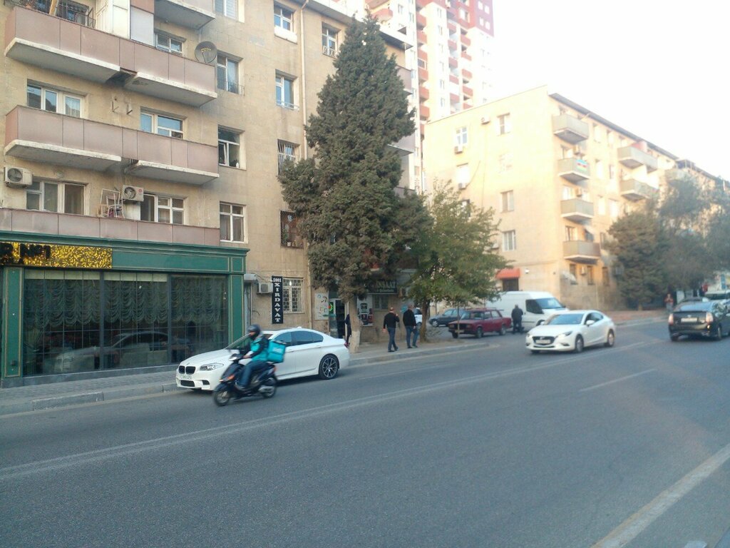 Mini-market Xırdavat, Bakü, foto