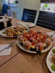 Sushi Love (Zavodskaya ulitsa No:13), suşi restoranı  Volosovo'dan