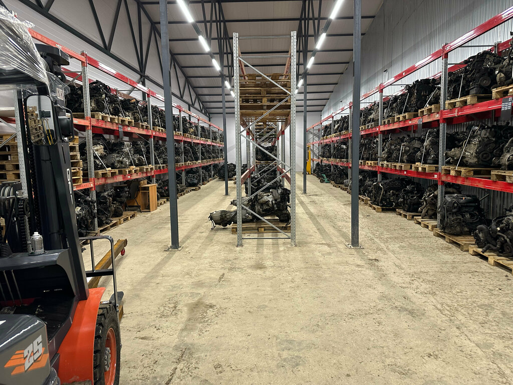 Çıkma yedek parça Avax Motors, Vidnoye, foto