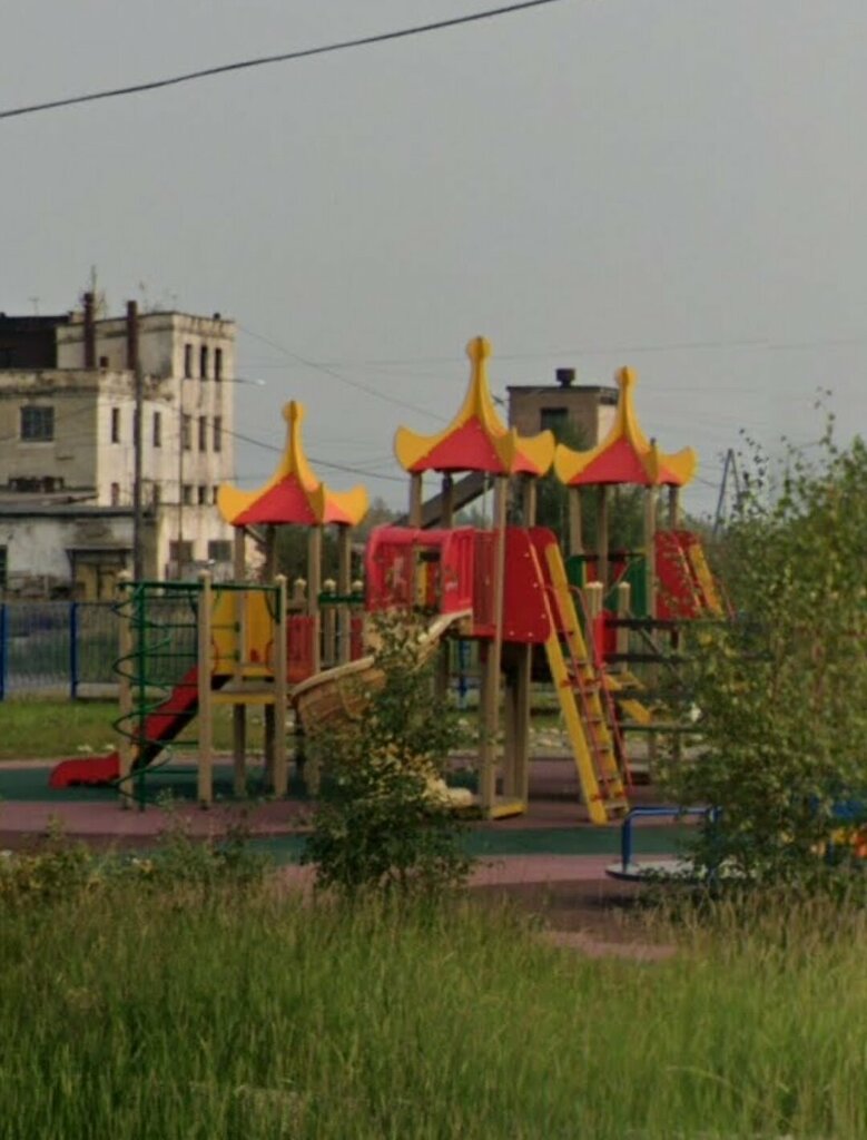 Oyun alanı Playground, Magadan Bölgesi, foto