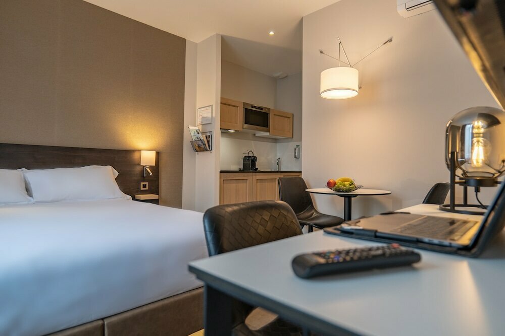 Otel Five Resort Cholet Centre, Cholet, foto