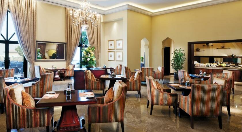 Otel Shangri-La Hotel Apartments Qaryat Al Beri, Abu Dabi, foto