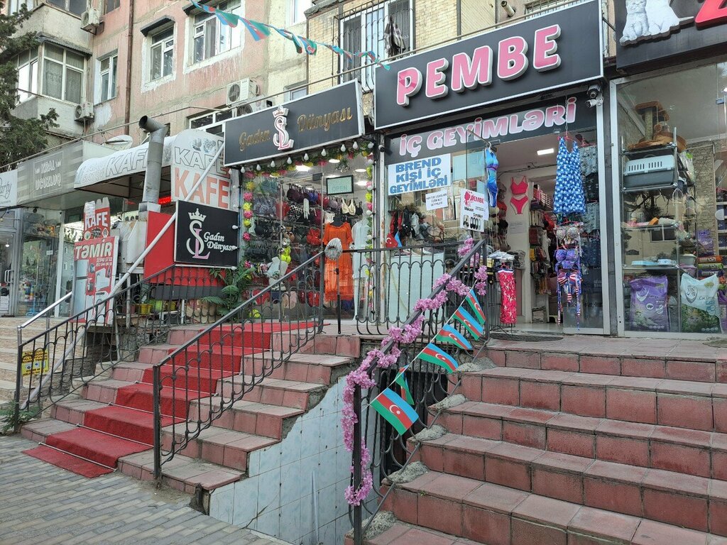 i̇ç giyim ve mayo mağazası Pembe, Bakü, foto
