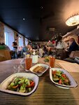 Федя, дичь! (Sadovaya Street No:7-9-11), kafe  Saint‑Petersburg'dan