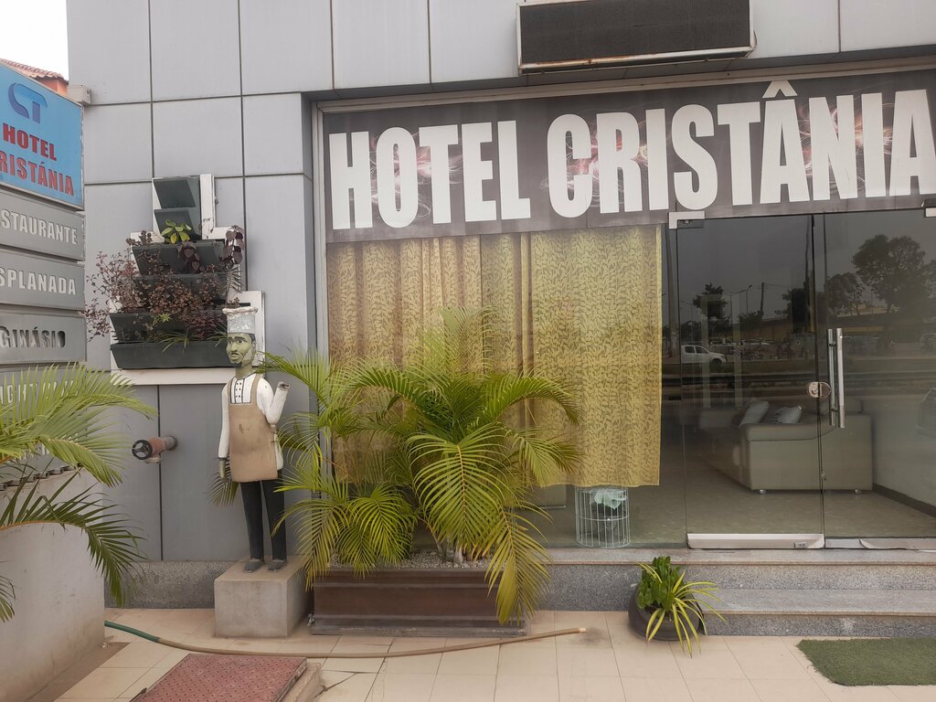 Otel Hotel Cristania, Loanda, foto