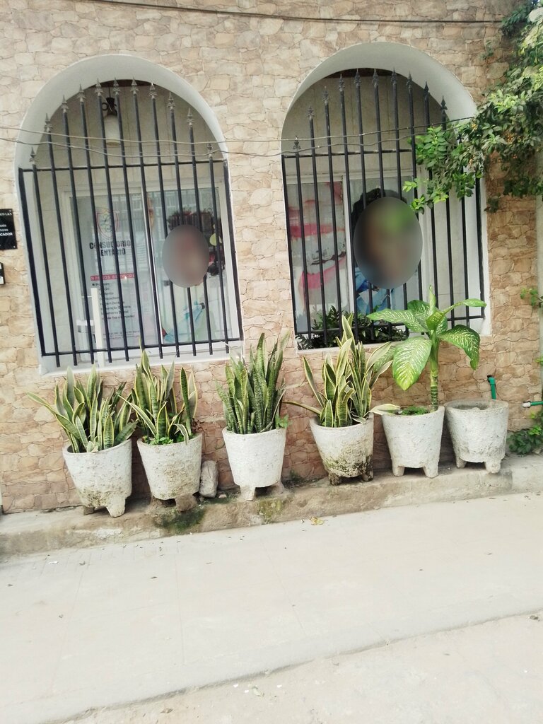 Özel ağız ve diş sağlığı klinikleri ve muayenehaneleri Consultório dentário, Loanda, foto