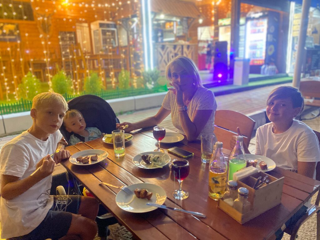 Kafe Шашлычная, Krasnodarski krayı, foto