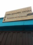 Standrafesco (Luanda, Rua do Avô Cumbe), oto aksesuarları  Loanda'dan